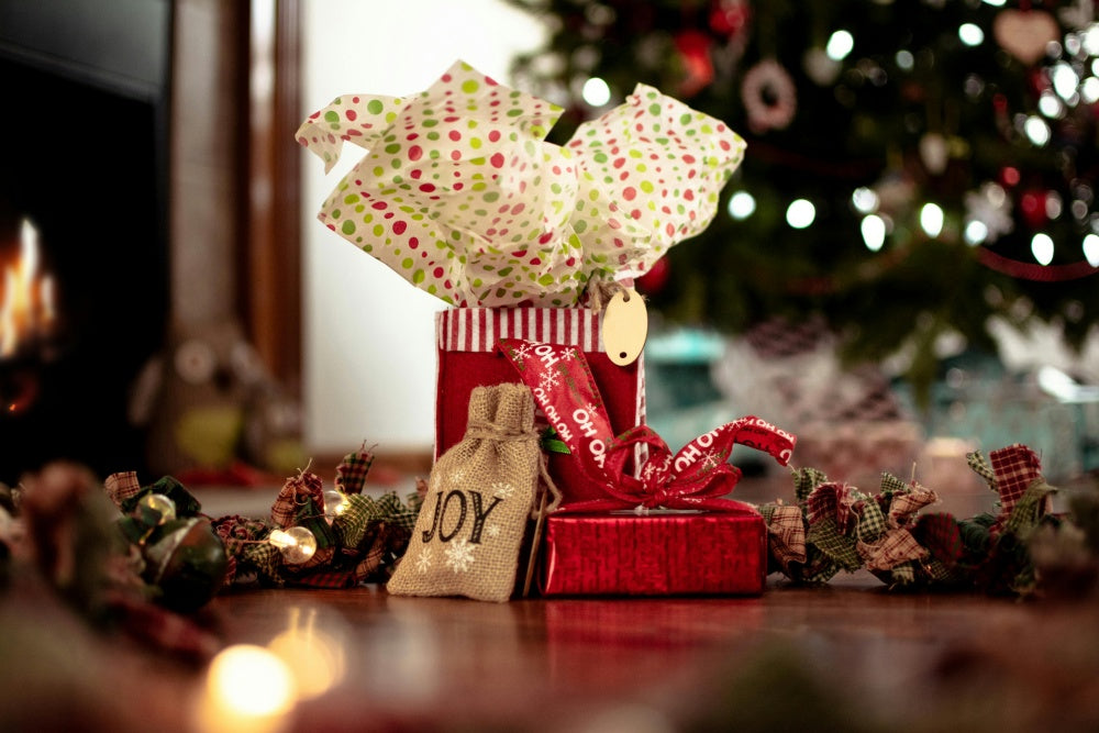 Choosing The Perfect Christmas Gifts For Your Loved The Bloom Box