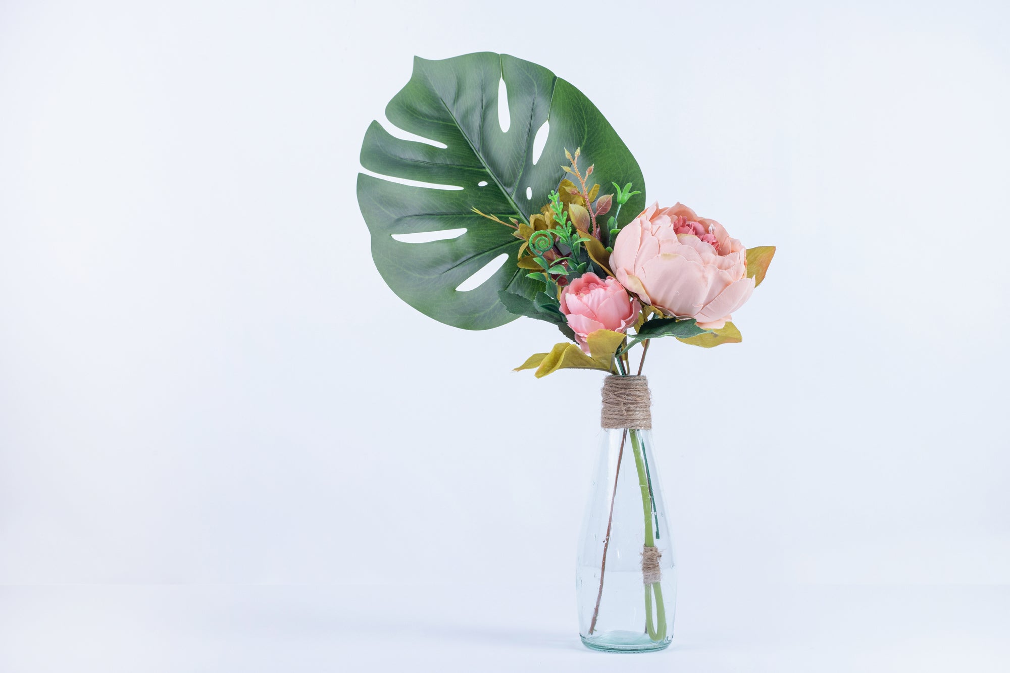 How to Take Care of your Fresh Flowers Bouquet? – The Bloom Box