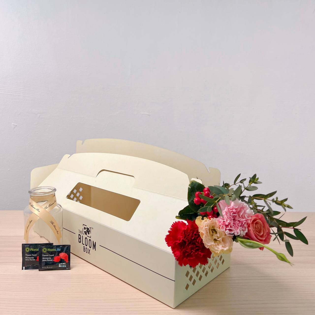 Online Flower Delivery Singapore | Same Day & Fresh – The Bloom Box