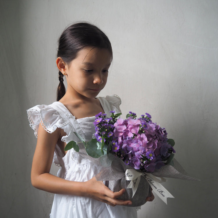 Online Flower Delivery Singapore | Same Day & Fresh – The Bloom Box